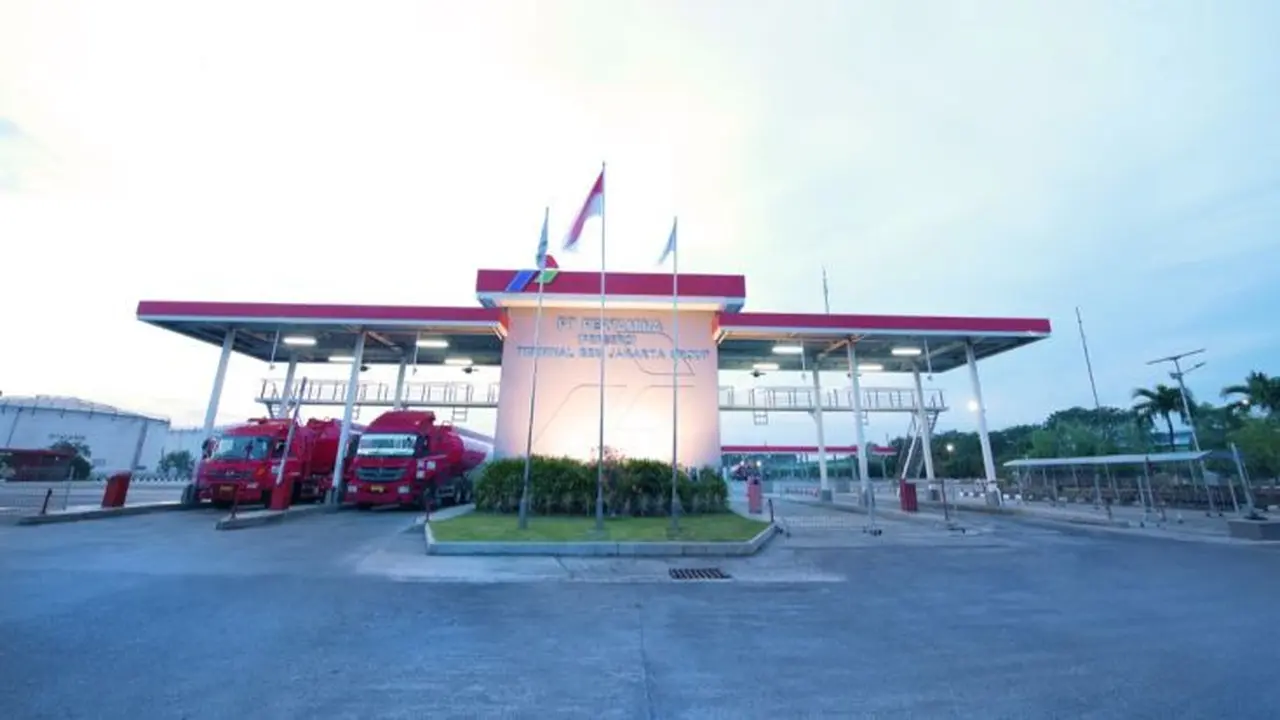 Apa Saja Jenis BBM yang Disimpan di Depo Pertamina Plumpang? - Bisnis ...