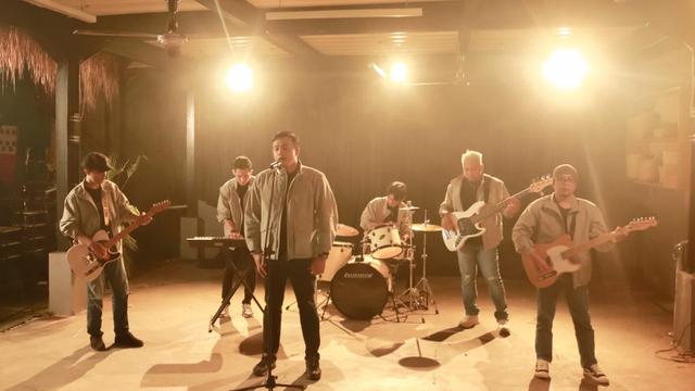 Juke Band Suguhkan Romansa Pop Era 2000-an Lewat Lagu Baru Inikah Cinta