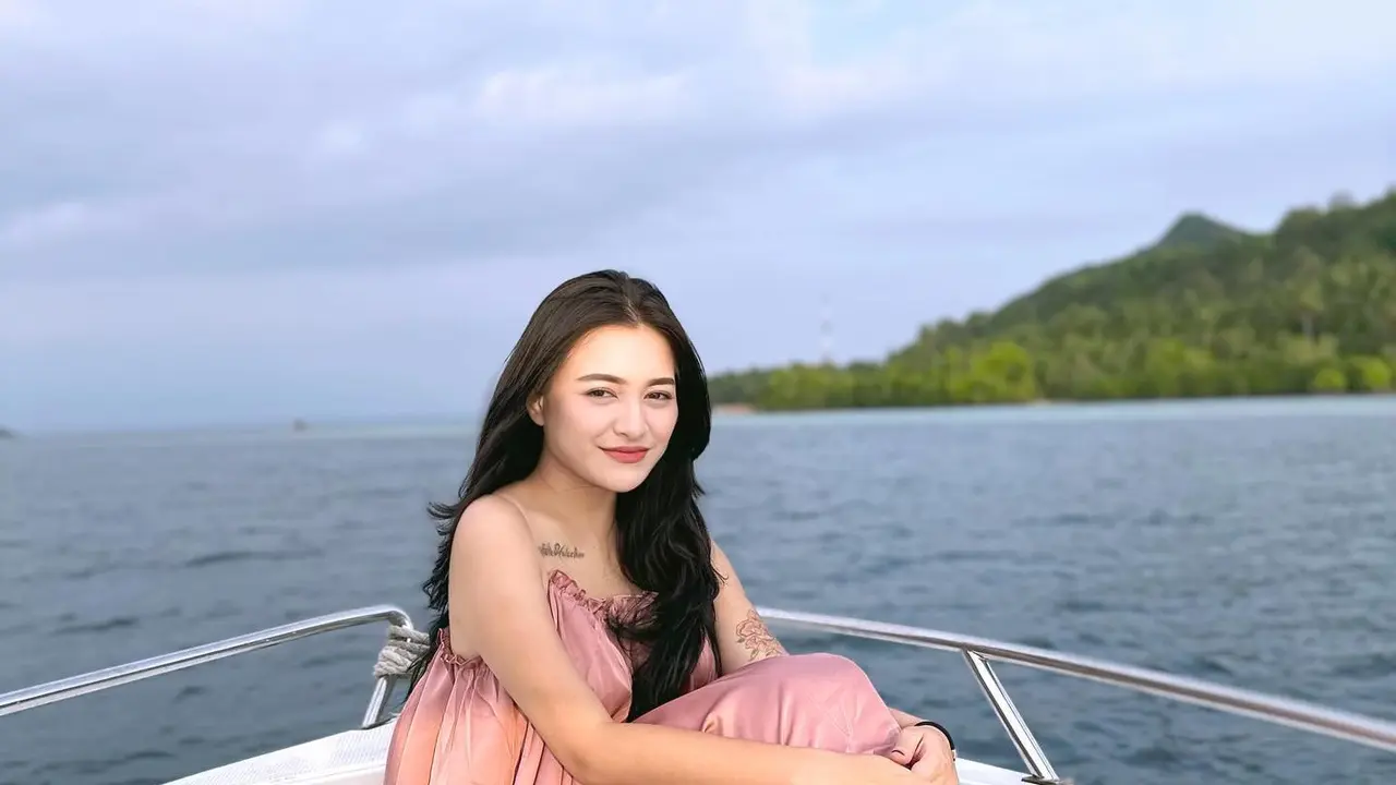 7 Potret Nathalie Holscher dan Ladislao Liburan di Lampung, Bak Pasangan Bulan Madu - Hot ...