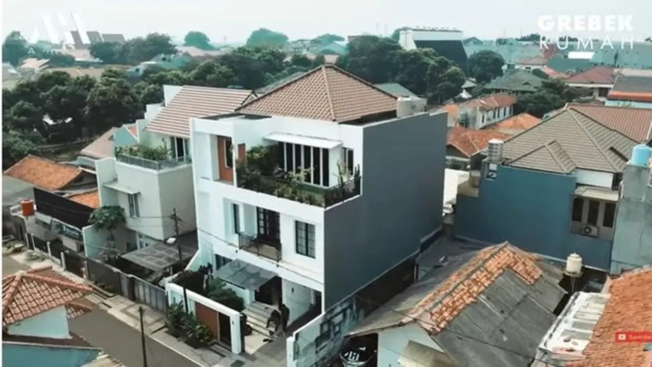 8 Potret Rumah Abdel Achrian yang Harganya Ditaksir Hingga Rp 10 Miliar