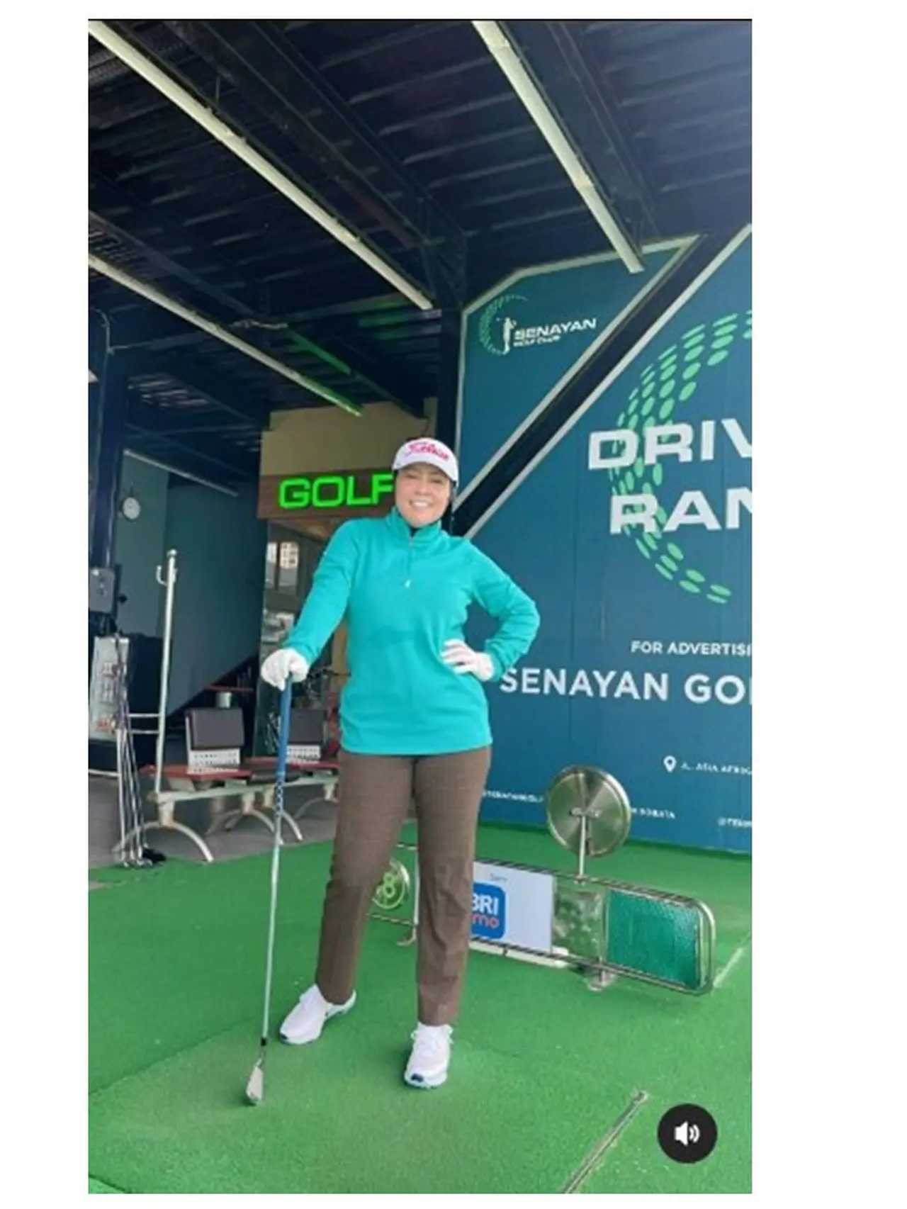 7 Gaya Penampilan Astrid Kuya Saat Main Golf, Curi Perhatian - Hot ...
