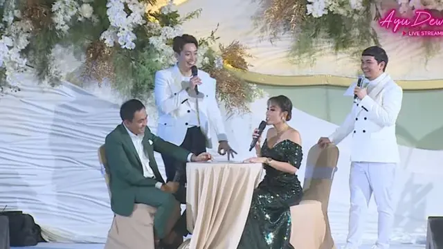 Bertabur Bintang, Ini 6 Potret Pesta Anniversary Pernikahan Ayu Dewi ke ...