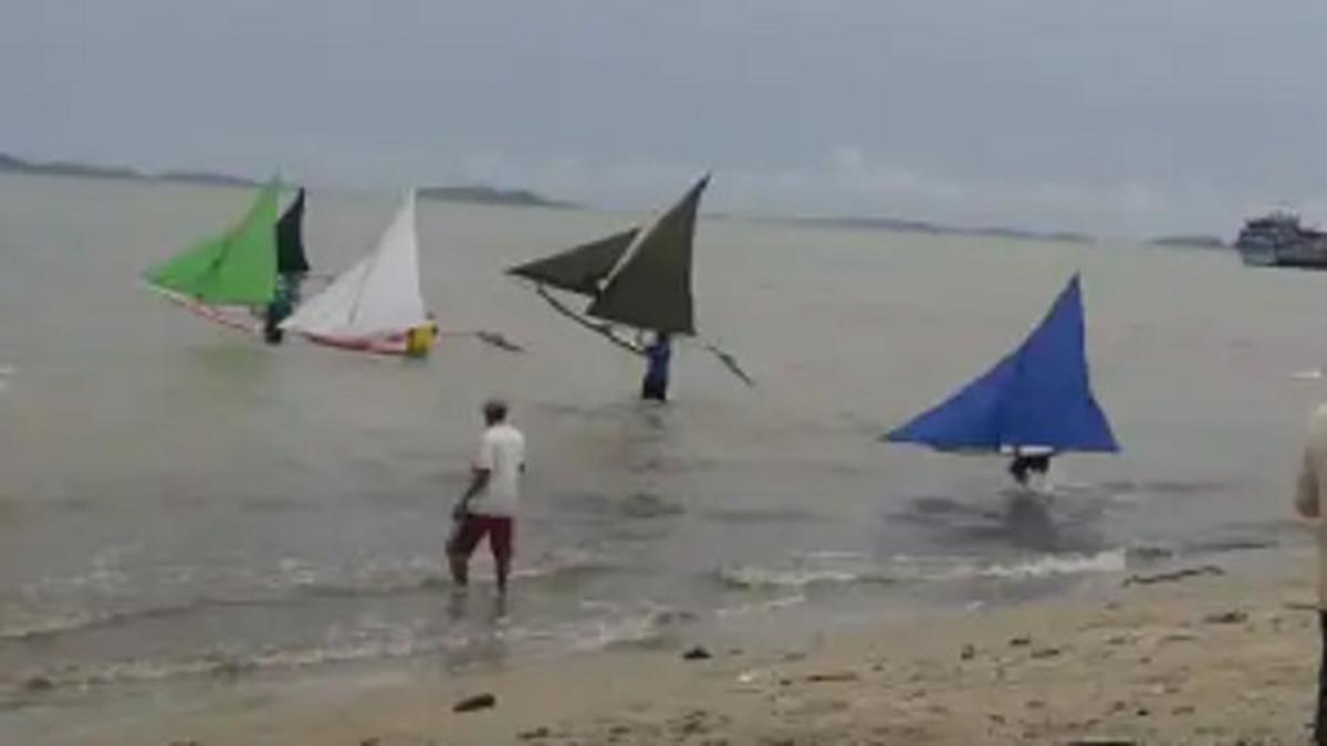 Mengintip Keseruan Perahu Jong, Permainan Tradisional ala Masyarakat ...