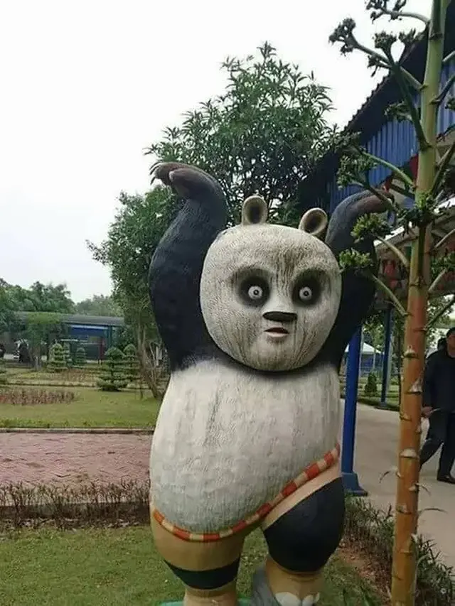 6 Patung Panda Ini Nyeleneh Banget, Bikin Geleng Kepala - Hot Liputan6.com