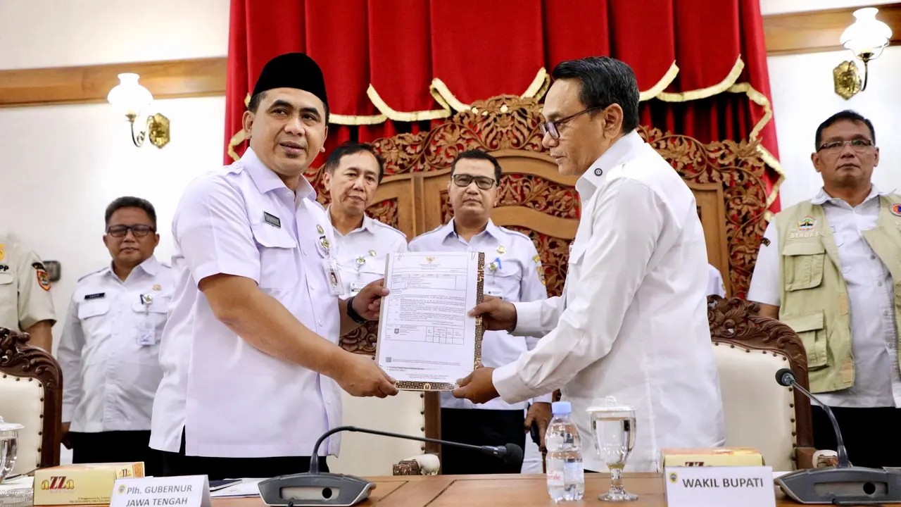 Risma Ardi Chandra Resmi Jadi Plt Bupati Pati, Terima Pesan Khusus dari ...