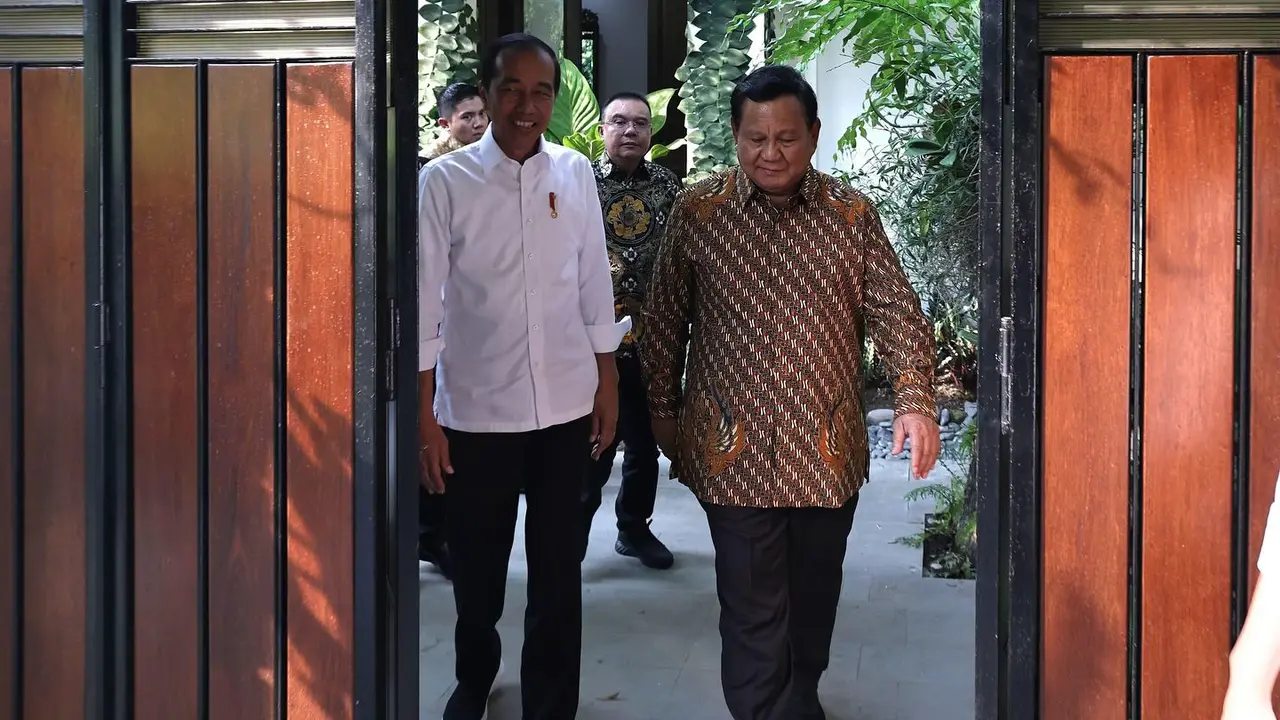 6 Potret Jokowi dan Prabowo Jelang Pelantikan Presiden, Upacara di Lubang Buaya hingga ...