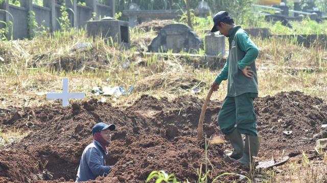 Kesaksian Ngeri Penggali Makam Tentang Fakta Siksa Kubur, Tulang ...