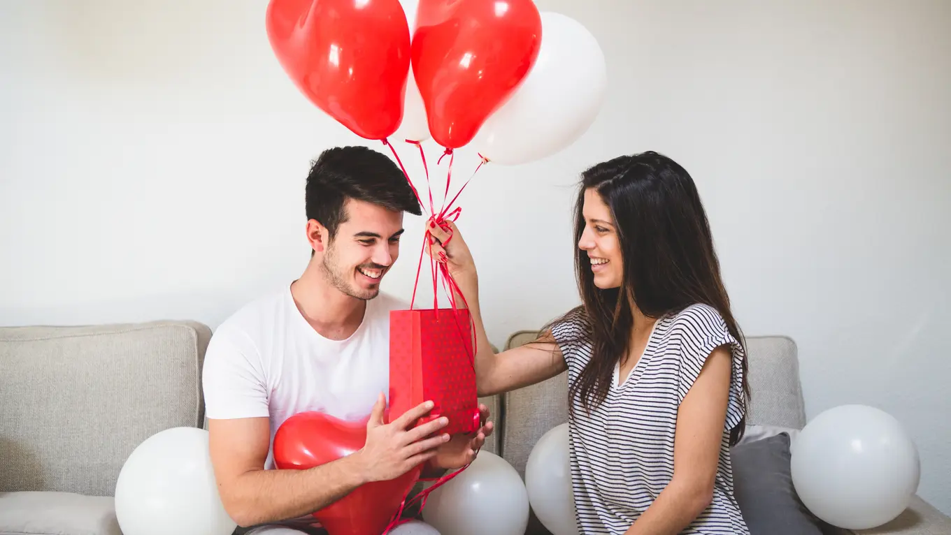 25 Ucapan Ulang Tahun Pacar yang Bikin Baper, Dijamin Dia Makin Sayang!