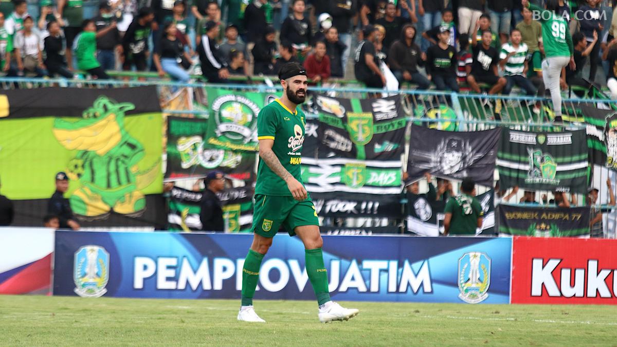 Aryn Williams Bangga Raih Trofi Perdana Sepanjang Karier bersama Persebaya