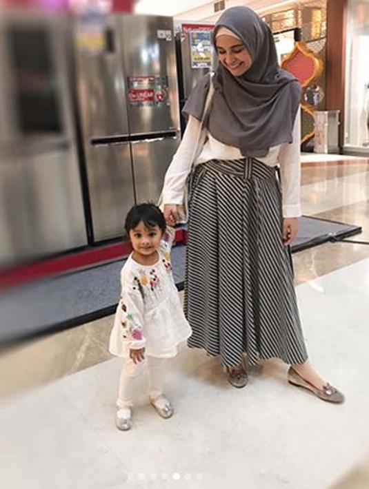 Ekspresi Menggemaskan Cut Hawwa, Anak Pasangan Shireen Sungkar dan Teuku Wisnu - Photo Fimela.com