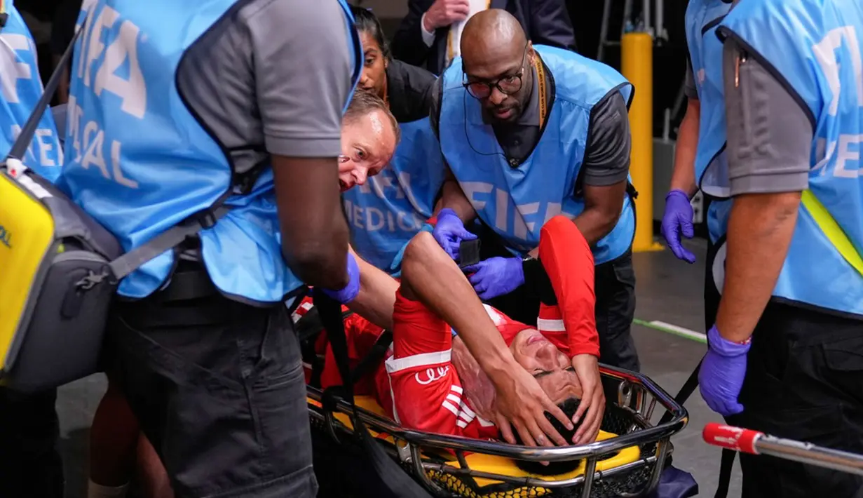 Foto: Piala Dunia Antarklub 2025 Makan Korban, Jamal Musiala Cedera ...