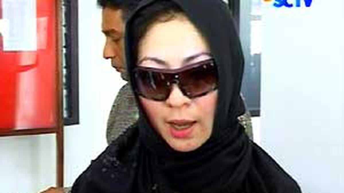 Sidang Gugat Cerai Sarah Vi-Sofie Agil Ricuh