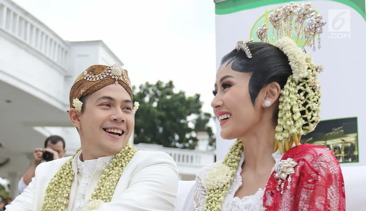 FOTO: Sah, Ardina Rasti Resmi Dinikahi Arie Dwi Andhika - Foto Liputan6.com