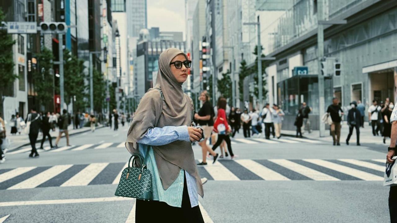 8 Model Hijab Kekinian yang Lagi Hits di 2025, Pilihan Wanita Muslimah ...