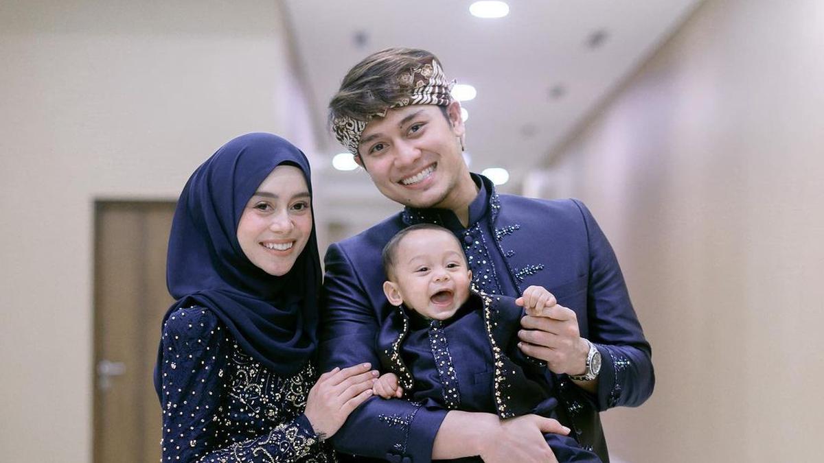 Lesti Kejora Kompak Foto Bersama Rizky Billar dan Baby L, Bentuk Tubuhnya Jadi Sorotan - ShowBiz ...