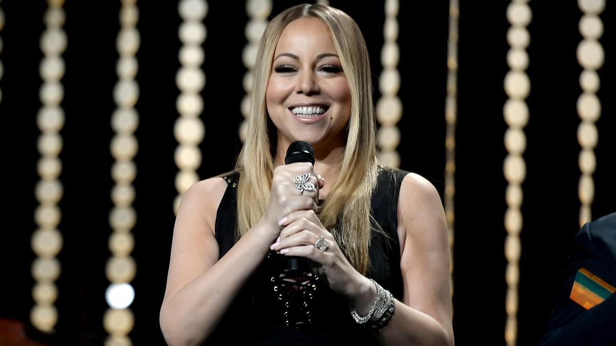 Mariah Carey Sempat Dibikin Baper untuk Konser di Borobudur - ShowBiz ...