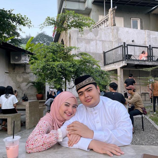 172 Hari Bersama, Ini 6 Potret Perjalanan Cinta Nadzira Shafa dan Ameer Azzikra - Hot Liputan6.com