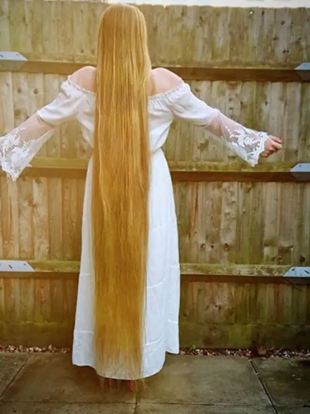 Miliki Rambut Sepanjang 1,5 Meter, Gadis Ini Dijuluki Rapunzel ...