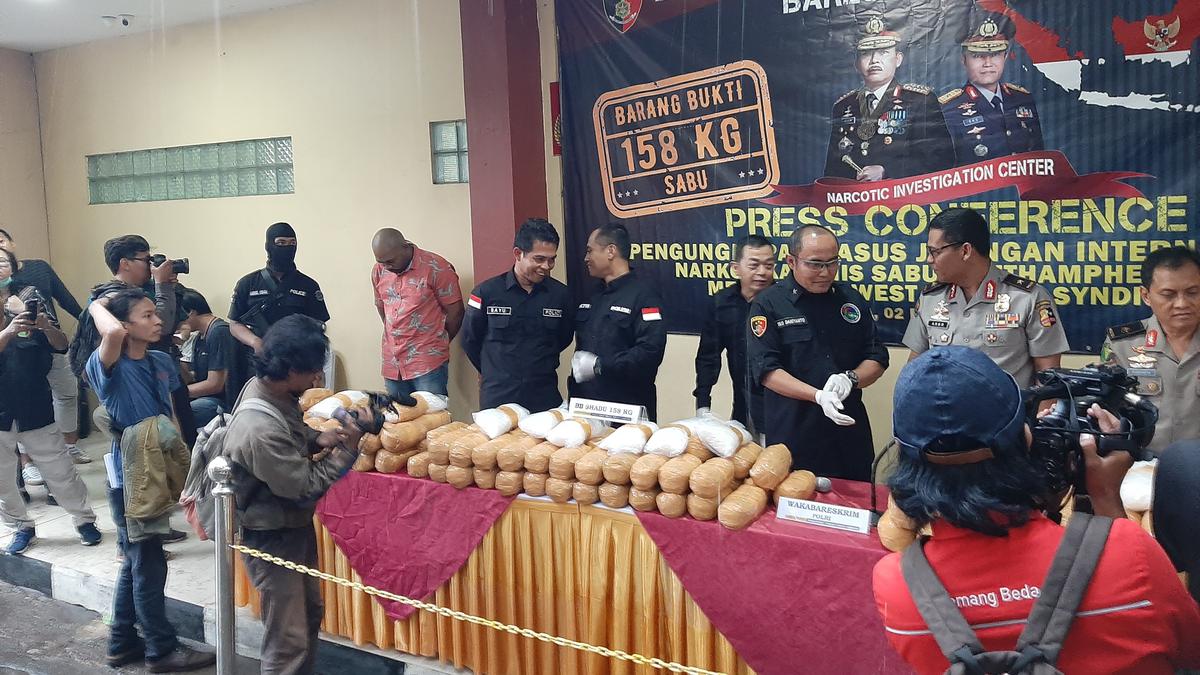 Polri Ungkap Pengedaran 158 Kg Sabu Jaringan Napi Nigeria - News Liputan6.com