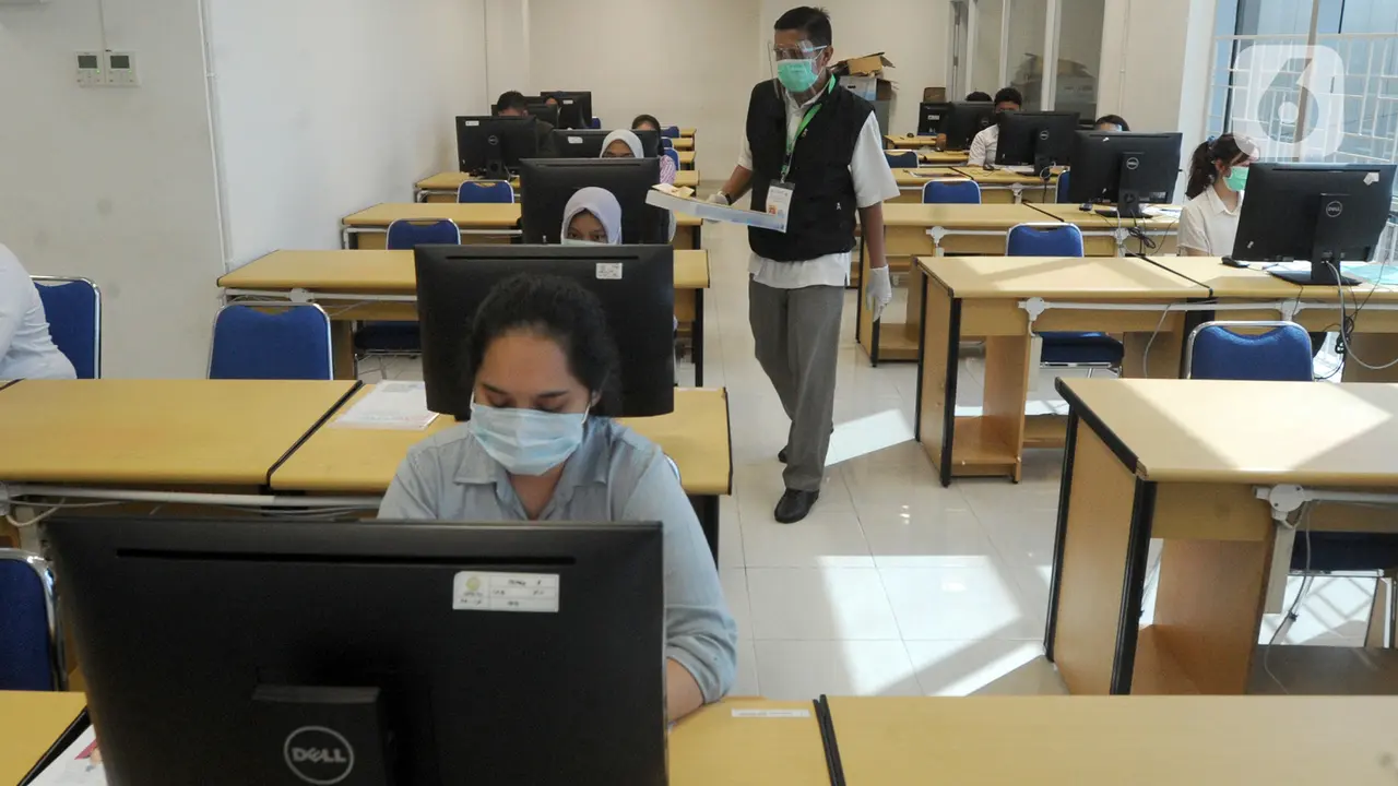 Melihat Pelaksanaan UTBK SBMPTN 2020 di Berbagai Kampus - News Liputan6.com