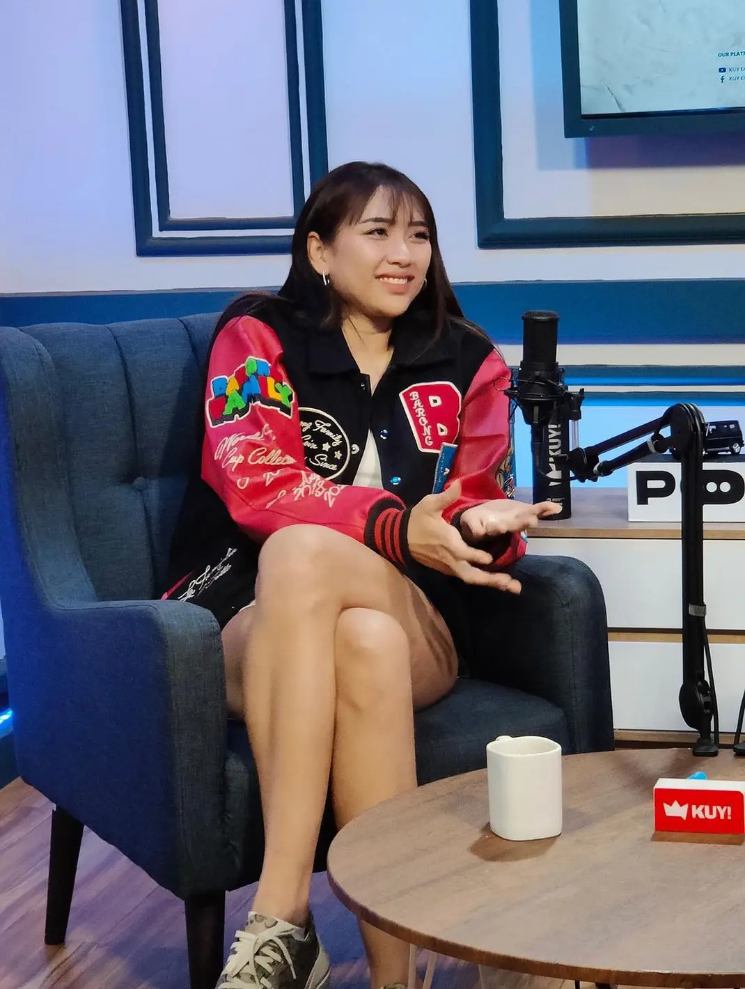 8 Potret OOTD Yolla Yuliana, Atlet Timnas Voli yang Sering Dikira Model