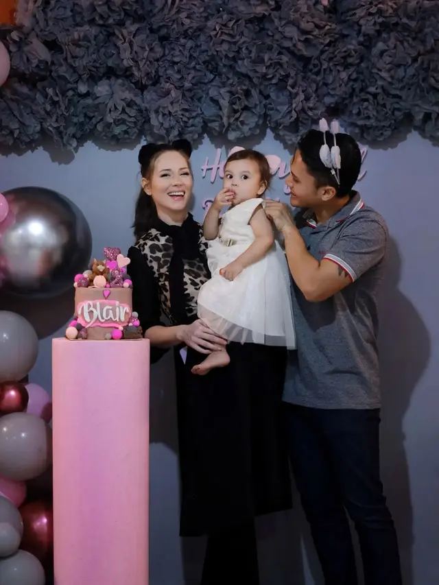 Melahirkan Anak Kedua, Ini 6 Potret Perjalanan Kehamilan Istri Randy ...