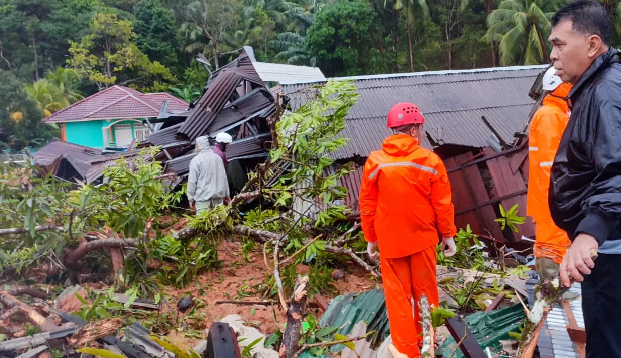Longsor Natuna: Hingga Saat Ini Sudah 10 Orang Meninggal dan Puluhan ...