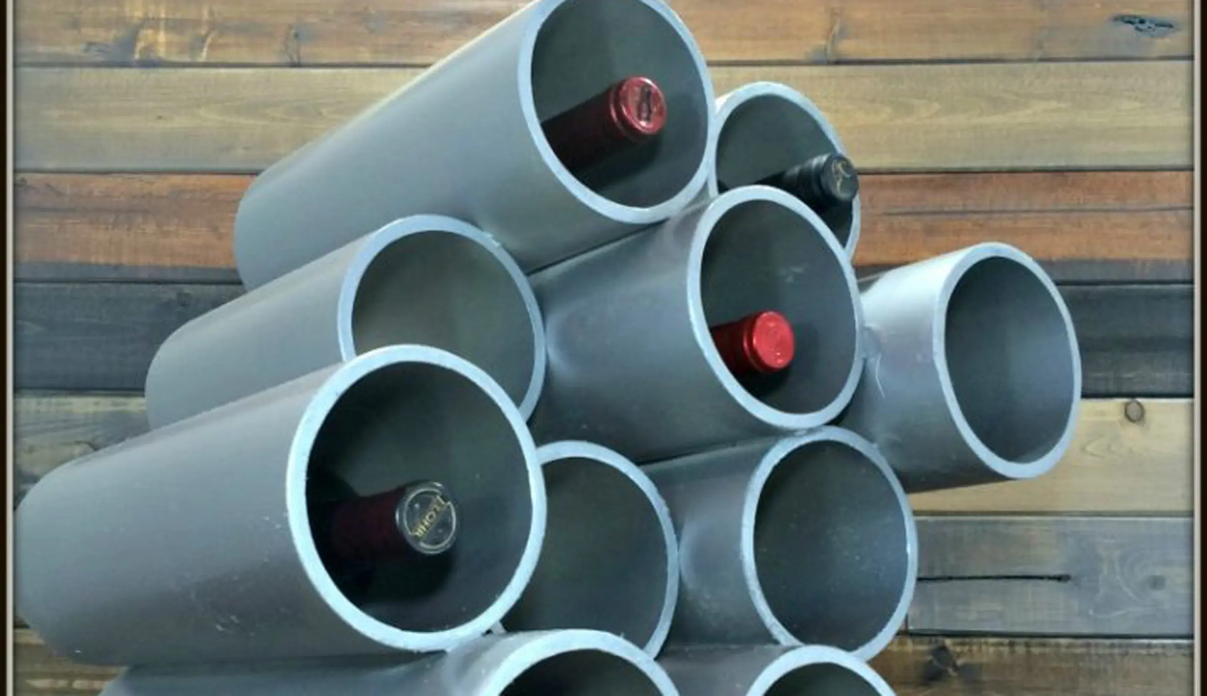 10 Ide Rak Botol Yang Seru dan Mudah Dibuat Di Rumah