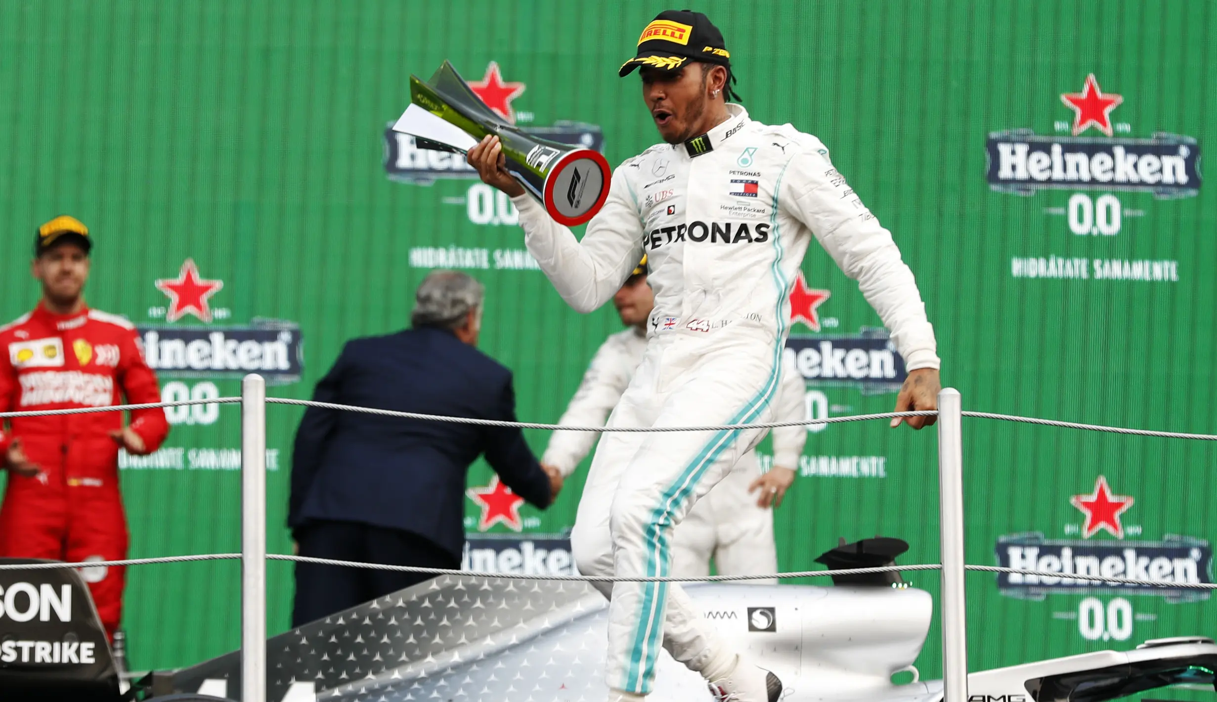 FOTO: Selebrasi Lewis Hamilton Raih Juara F1 GP Meksiko 2019 - Foto ...