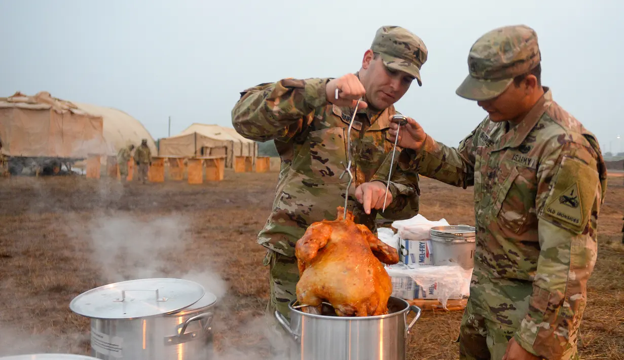 FOTO: Cara Tentara AS Rayakan Thanksgiving di Perbatasan - Foto ...