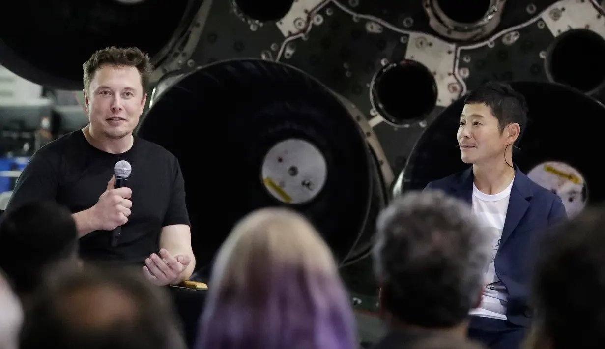 FOTO: Miliarder Jepang Jadi Orang Pertama yang Piknik ke Bulan - Foto ...