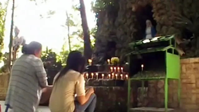 Jelang Paskah, Goa Maria di Sleman Ramai Pengunjung - News Liputan6.com