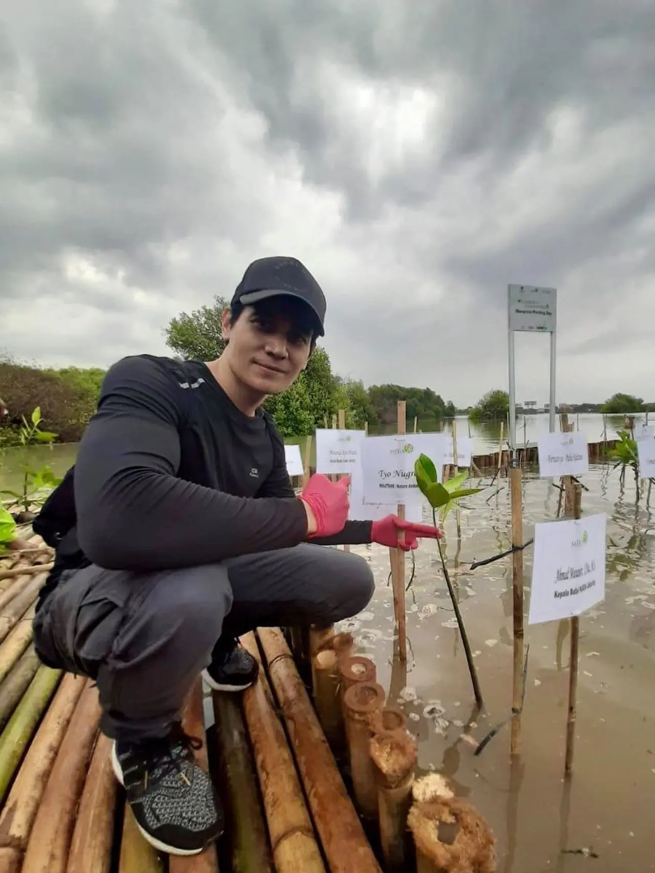 Berusia 48 Tahun dan Single, Ini 7 Potret Tyo Nugros Eks Drummer Dewa ...