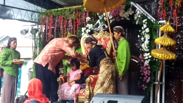 Cerita Mistis Bocah-Bocah Rambut Gimbal di Dataran Tinggi Dieng ...