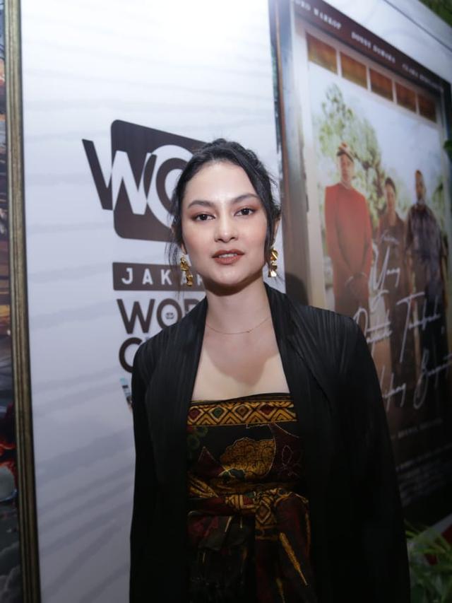 Cerita Clara Bernadeth Harus Hitamkan Kulit dan Belajar Bahasa Jawa Demi Film Yang Patah Tumbuh ...