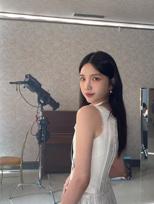 Potret dan Profil Xooos, YouTuber yang Digosipkan Pacaran dengan Park Seo Joon - Foto Liputan6.com