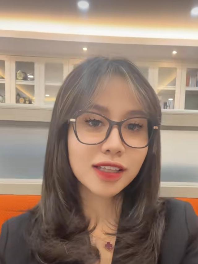 7 Potret Mayang Lucyana Magang di DPR RI, Ini Deretan Tugasnya Kerja ...