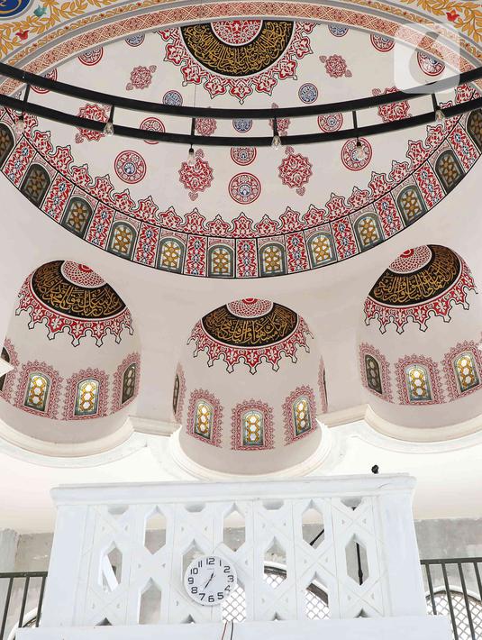 Pesona Masjid Jami Al Fajri, Replika Masjid Biru Turki yang Ada di ...