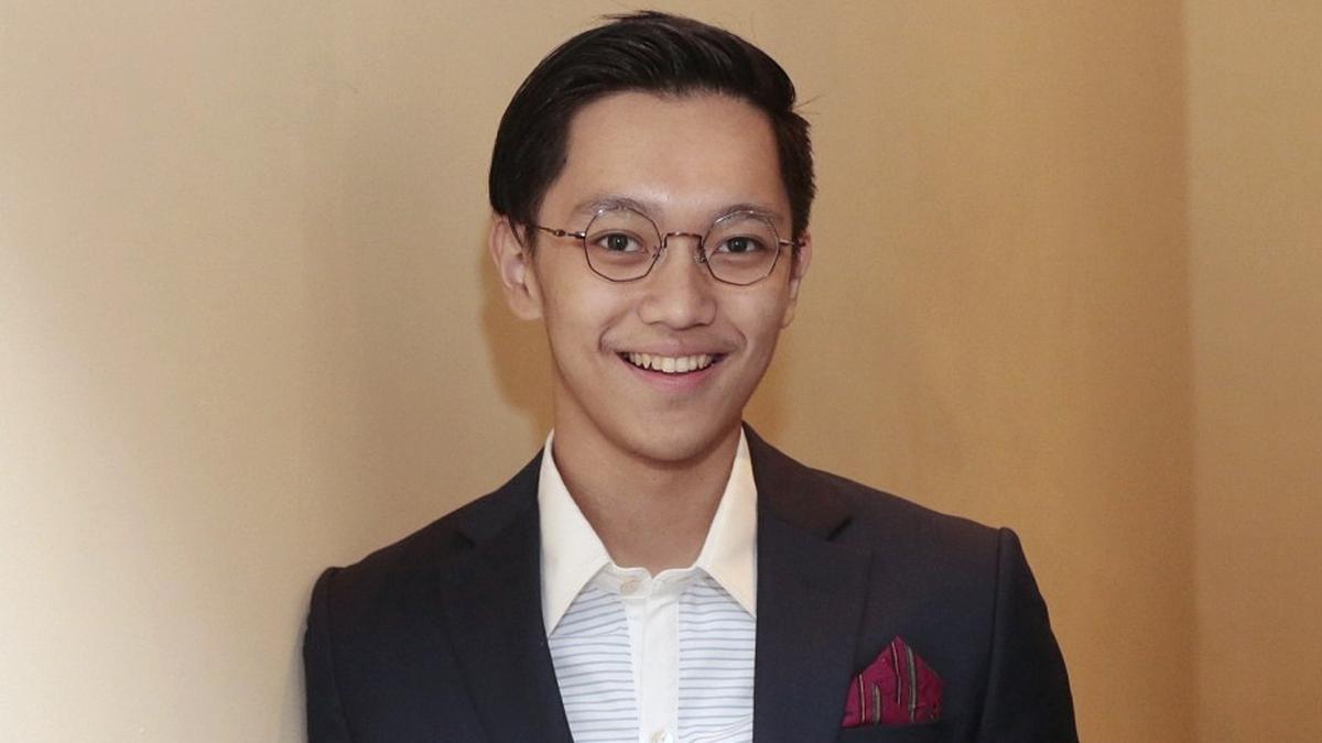 Hayati Peran di Film, Brandon Salim Dibantu Fall Out Boy dan Paramore ...