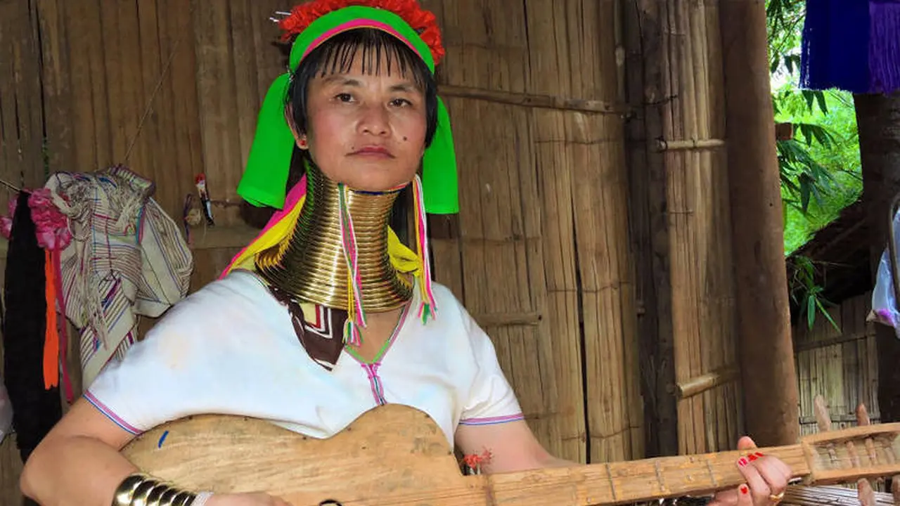 6 Tradisi Menyakitkan bagi Kaum Wanita di Berbagai Dunia - Citizen6 ...