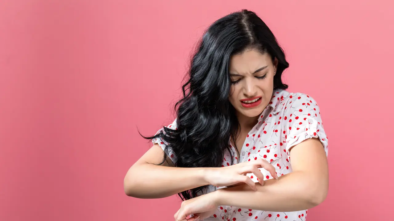 9 Penyebab Bintik-bintik Merah di Badan yang Muncul Tiba-tiba - Health ...