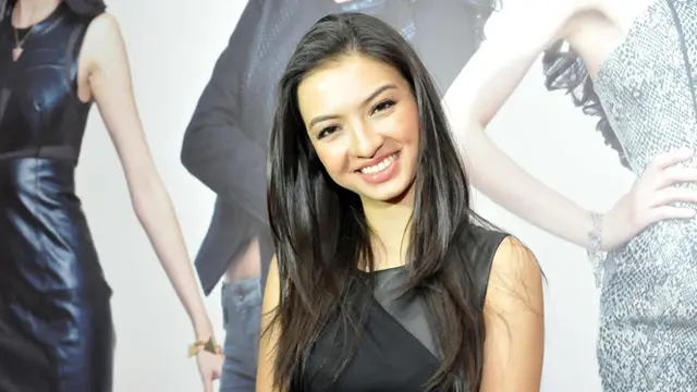 Raline Shah 'Terpana' dengan Fachry Albar - ShowBiz Liputan6.com