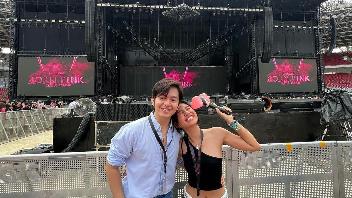 6 Gaya Couple Seleb Muda Nonton Konser BLACKPINK, Ada Angga Yunanda dan Shenina Cinnamon