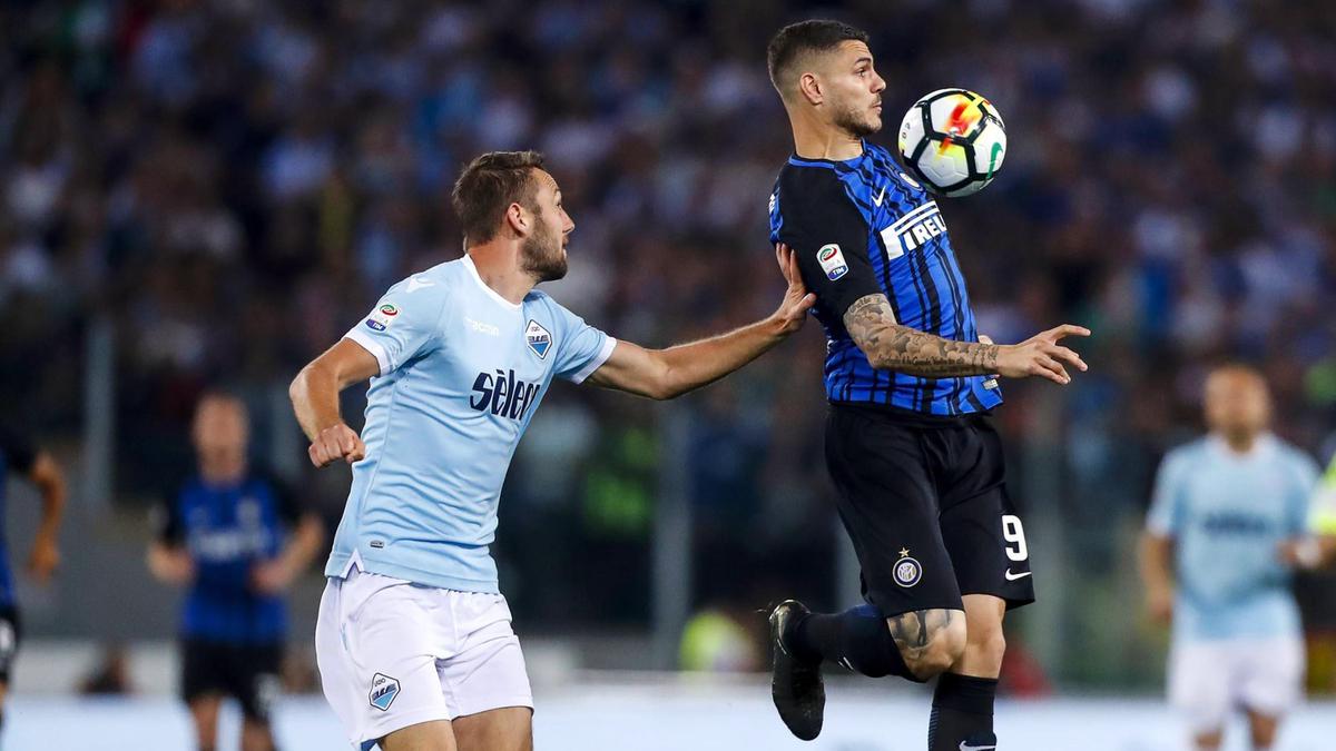 Bek Inter Milan Mampir ke Lintasan Balap Formula 1