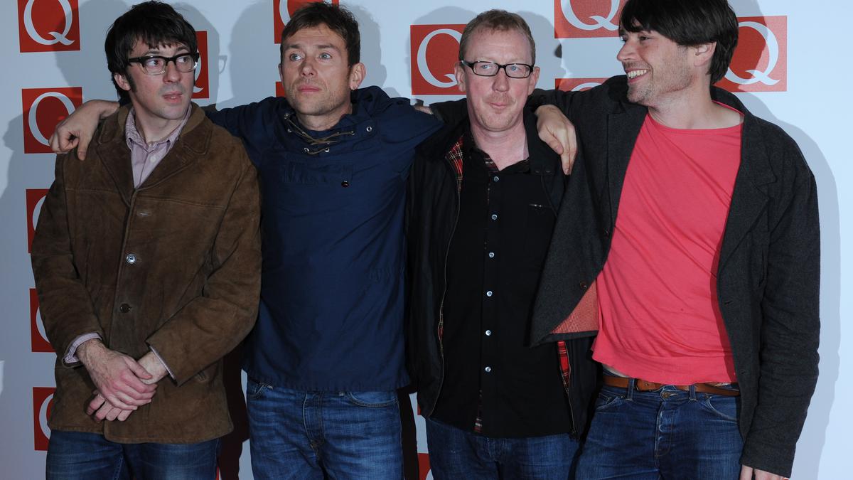 Lirik Lagu Song 2 - Blur
