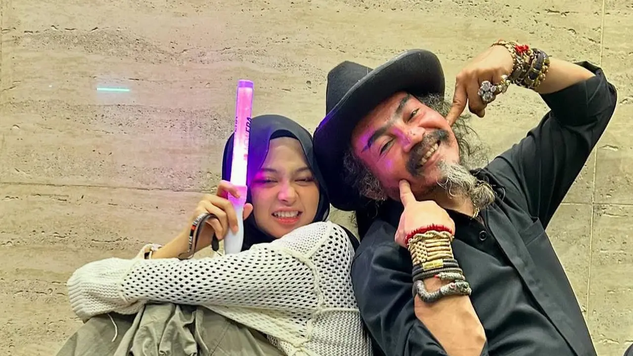 Profil Kesya Tamara, Putri Master Limbad yang Berparas Jelita dan Punya Segudang Bakat - Hot ...