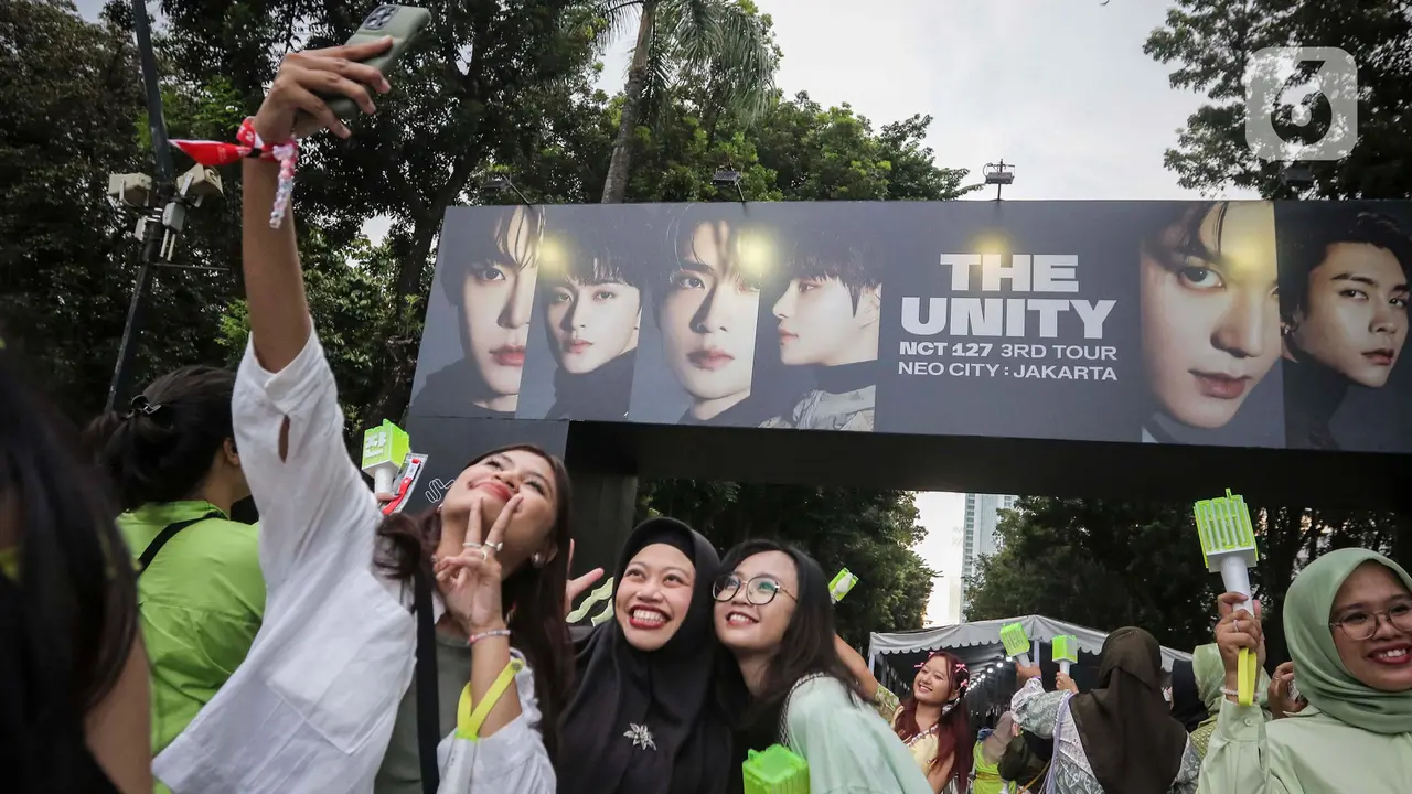 Momen Manis NCT 127 Menyapa Indonesia Arena, Malam Mingguan Meriah Bareng NCTzen - ShowBiz ...