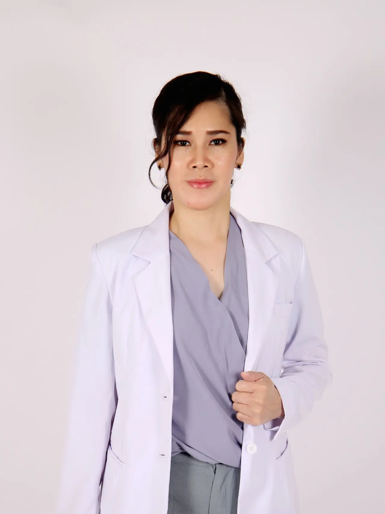 Perjuangan Ibu Carla dengan Empat Klinik Perawatan Kulit yang jadi ...