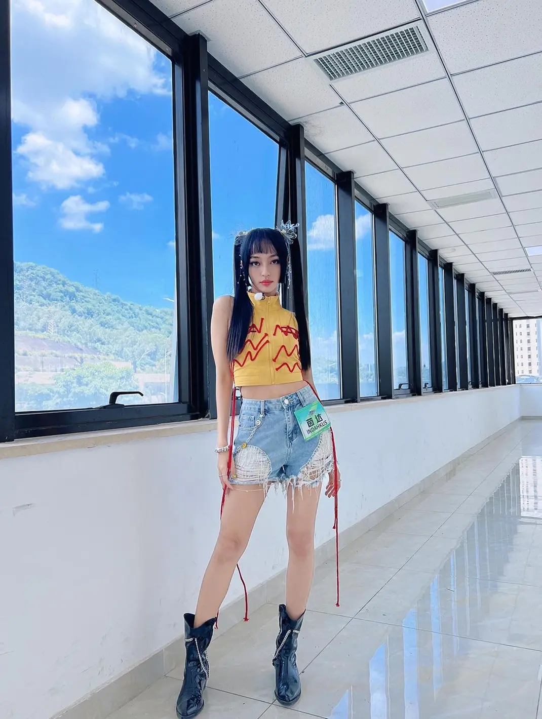 Pesona Indahkus yang Berhasil Lolos Final E-Pop Unity China, Debutnya ...