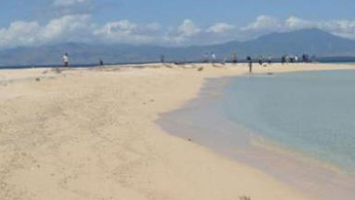 Tour de Flores Bakal Melirik Keindahan Pulau Pasir Putih Rii Taa ...